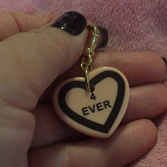 Juicy Couture | Jewelry | Juicy Couture Heart 4ever Plastic | Poshmark